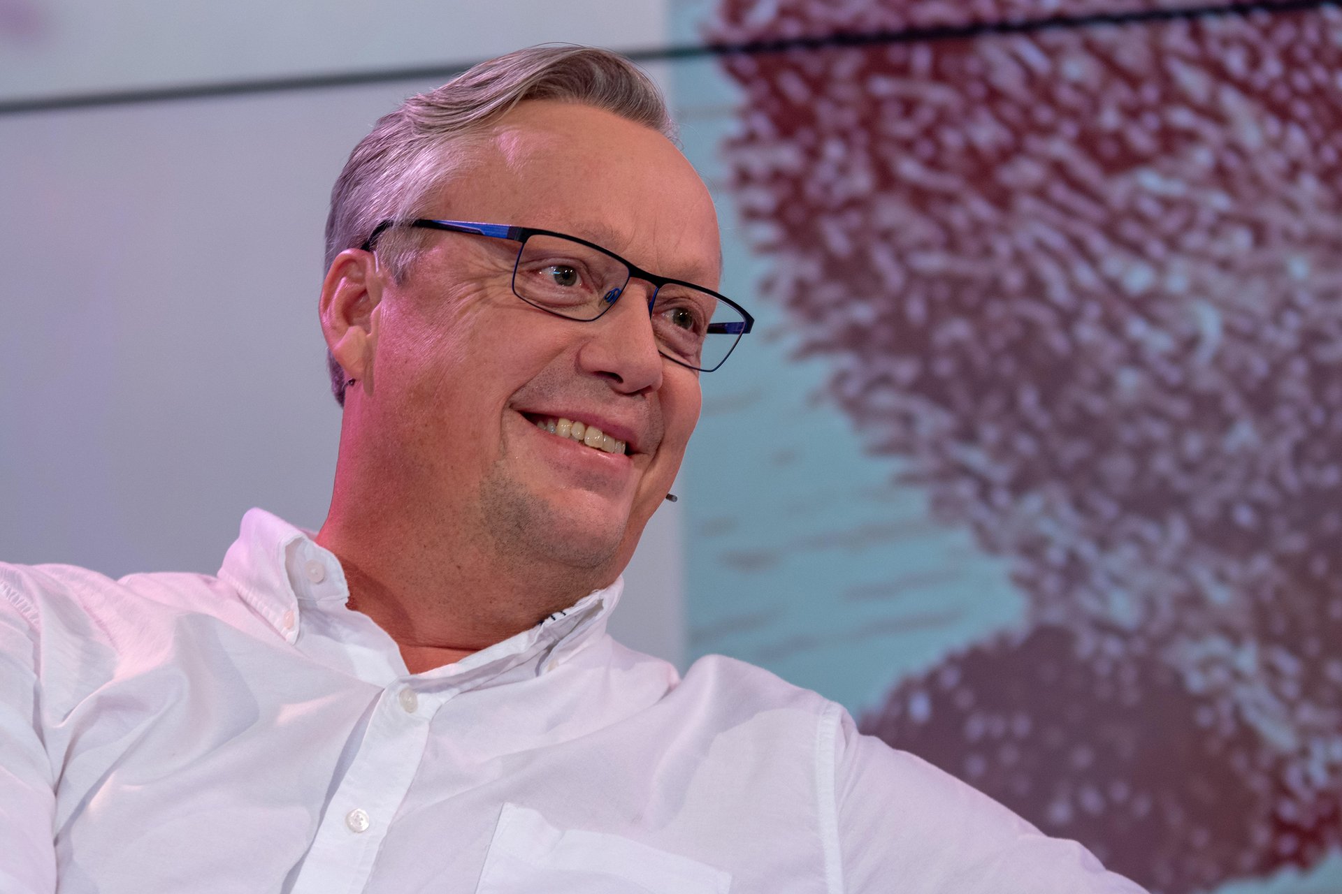 Jonas Jonasson Il Centenario Che Saltò Dalla Finestra E Scomparve Sanoma